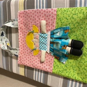Dolly on a Bag Tote Bag Sewing Pattern, Child's Bag, Easy to Make Bag ...