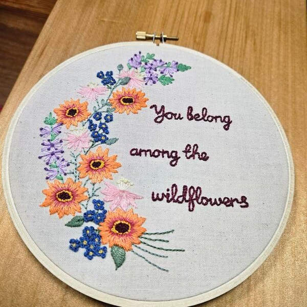 Small Pouch Design DIY Hand Embroidery, Wildflowers Embroidery Pattern ...