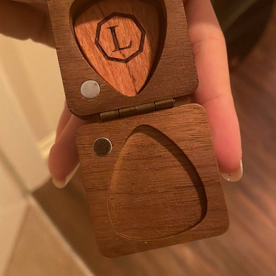 Personalized Wooden Guitar Picks Box,custom Engraved Guitar Pick Holder ...