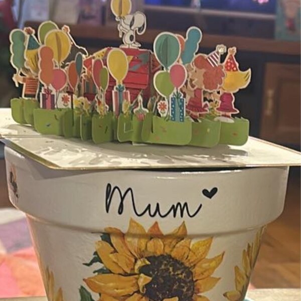 Mum Plant Pot, Plant Pot for Inside or Outside, Sunflower Plant Pot ...