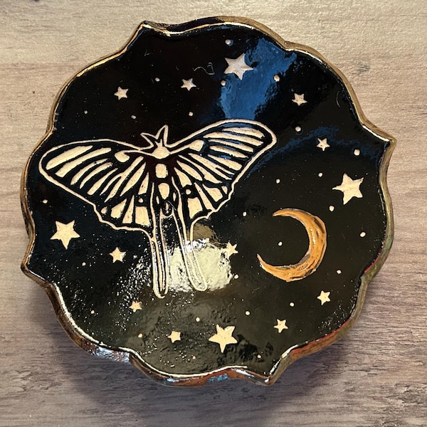 Cleopatra Queen of the Nile Anita Apothecary, Ancient Egyptian Queen ...