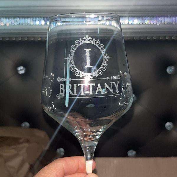 Personalized Wine Glass With Stem - Engraved Wine Glass With Name ...