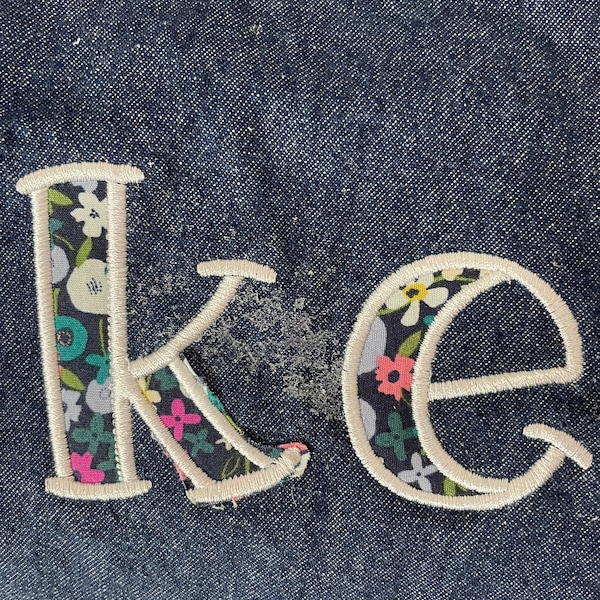 Adele Applique Font 2.5" 3" 3.5" 4" - 11 Formats Bx Dst Exp Hus Jef Pes ...