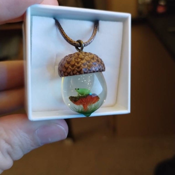 Acorn Mushroom Frog Terrarium Necklace, Goblincore Necklace With Moss ...