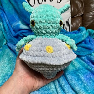 Weebee the Space Invader No Sew Crochet Pattern - Etsy Australia