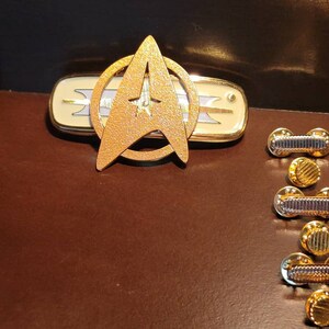 Star Trek: Discovery SEASON 3 DELTA FULL Size Pin Licensed - Etsy