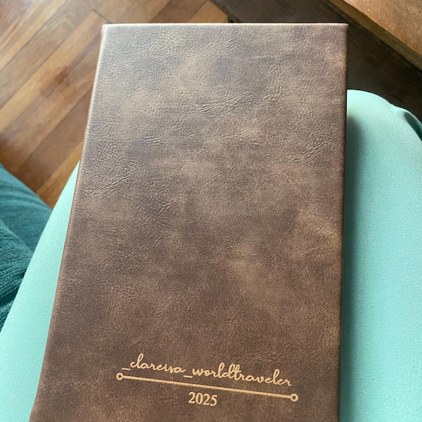 Personalized Monogram Portfolio, Elegant Monogram Engraved Padfolio ...