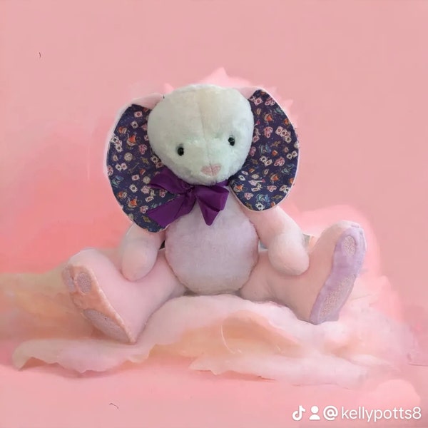 In the Hoop Faux Cathedral Window Quilt Block Machine Embroidery Design ...