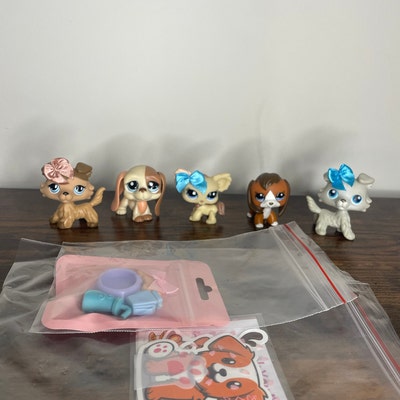 LPS Littlest Pet Shop Set With 11 Pets and Accessories Hasbro Authentic ...