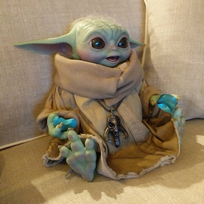 Grogu baby Yoda Space Macarons With Cookie Sleeve Magnetic Resin Cast ...