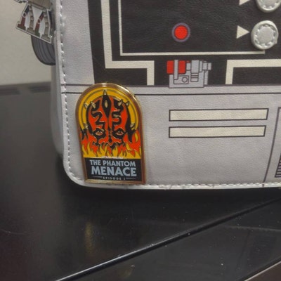 Building Her Lightsaber Rey Premium Enamel Pin - Etsy