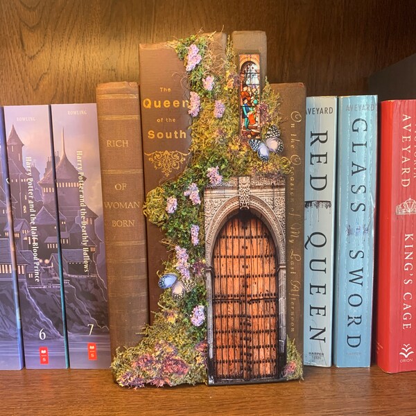 Custom Antiqued Bookshelf Insert/samples of Some Custom Creations/old ...