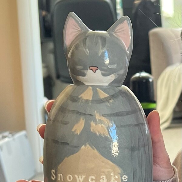 Custom Cat Urn - 25 Lbs - Cat Cremation, Pet Urn, Large Cat Urn, Urn ...