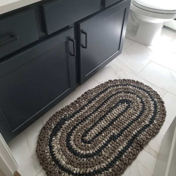 Rag Rug, Multi-colored Rag Rug, 28.5" Crocheted Round Rag Rug, Cottage ...