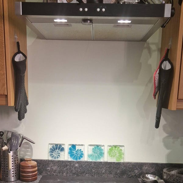 Wave in a Box Fused Glass Wave Wall Art Sun 25x25cm(10"), Turquoise ...