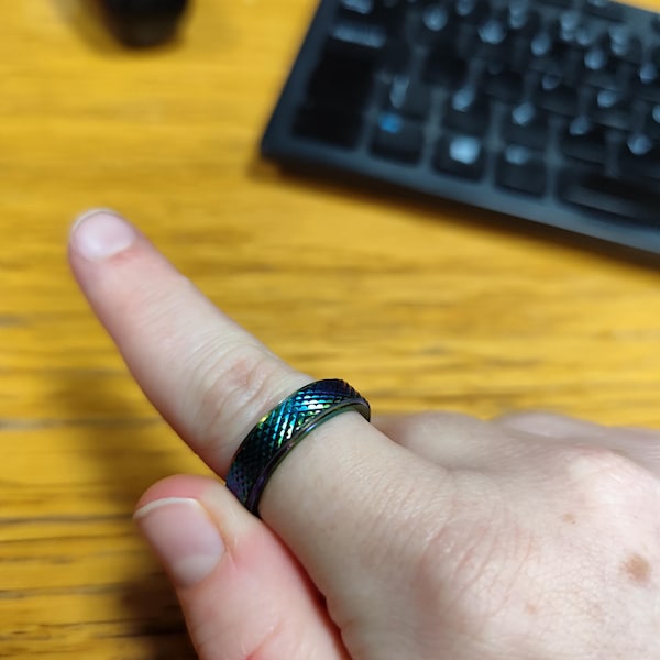 Black Titanium Ring Rotating Fidget Ring Gold Dragon Ring Gift Anxiety ...