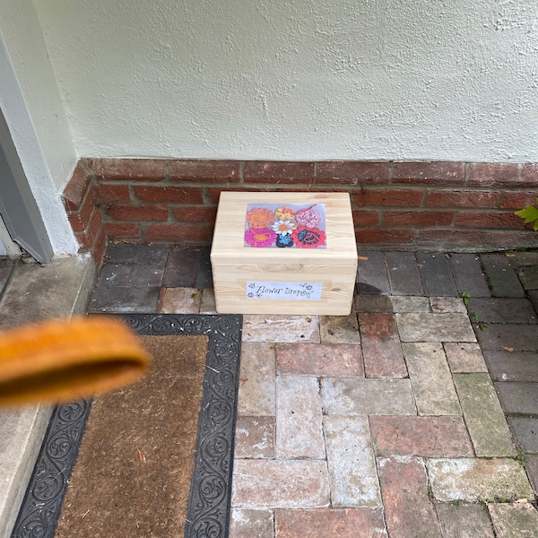 Wooden Storage Box With Lid - Safe Place - Etsy UK