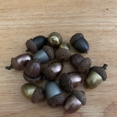 Metallic Painted Acorn Ornaments - Etsy