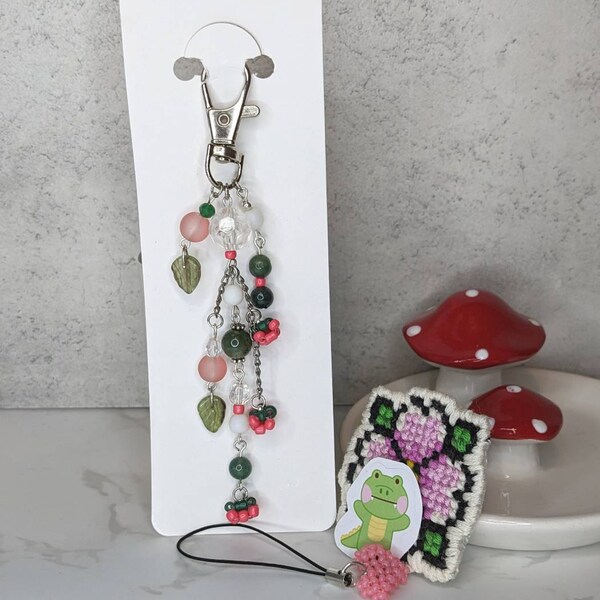 Keychain League of Legends Gwen Keychain Gwen League of Legends Key ...