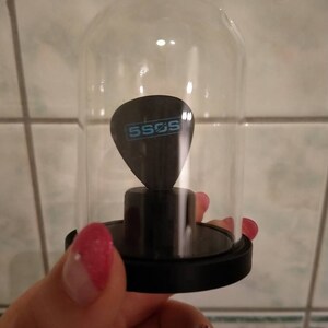 Guitarpick Display 3D Printed With Glas Dome, Plektrum Halter, Pick ...