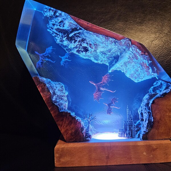 Diorama Epoxy Resin Ocean Lamp, Giant Octopus and Couple Diver Night ...