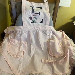 Personalized Initial Apron, Custom Letter Monogram Apron, Gift for Her, Gift for Mom, Ruffled ...