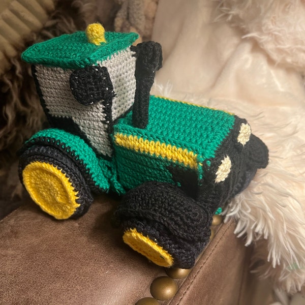 Toota's Tractor Crochet Pattern - Etsy