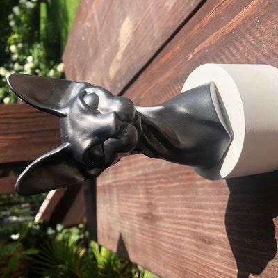 Fleabag Golden Statue, Woman Body Sculpture, Fleabag Mother Statue ...