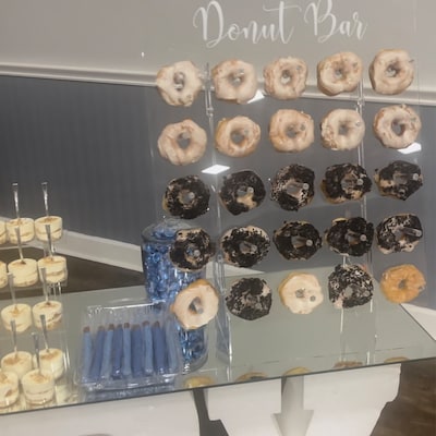 Donut Wall Display Stand Acrylic Donut Stand Holds 50 Donuts XL Donut ...