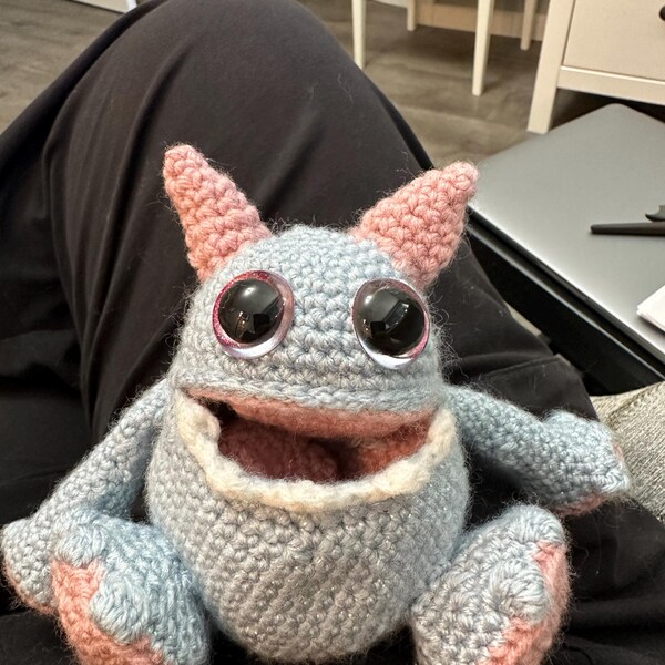 Worry Monster Crochet Pattern PDF - Etsy