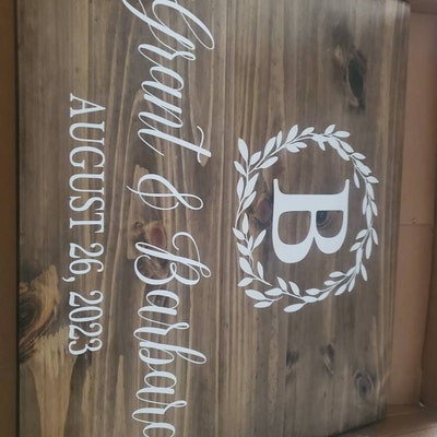 Wedding Welcome Sign Wedding Entrance Sign Laurel Wreath - Etsy