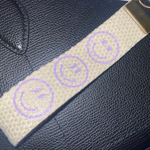 Smile Keychain Wristlet / Key Fob / Smile Keychain / Smiley Face ...