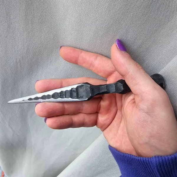 The Witch's Key Athame Arcane Tool for Divination, Scrying, Spellcraft ...