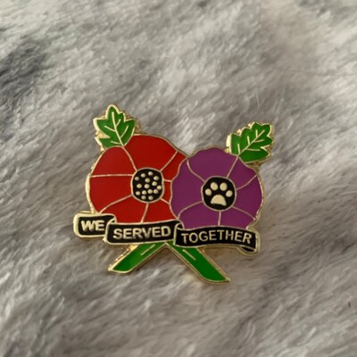 New Beautiful Glossy Red Poppy Pin Badge UK Lest We Forget - Etsy