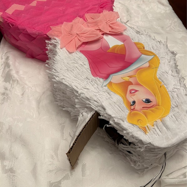 Princess Aurora Pinata! 27”x16”x4” Sleeping Beauty Theme - Etsy