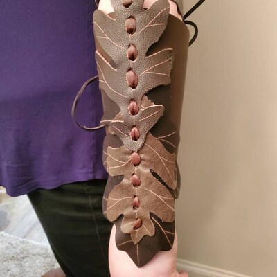 Woodland Leaf Bracers, Elven Soft Leather Arm Guards, Elf Fairy Pixie ...