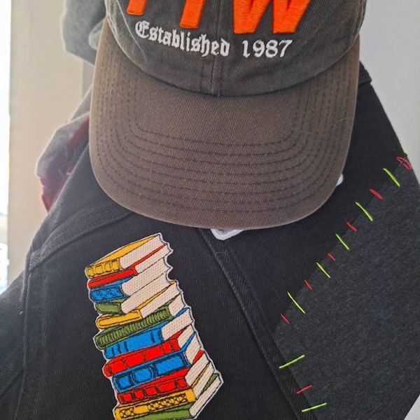 Books Iron on Patch, I Love Books Applique, Pile of Books Badge, Back ...