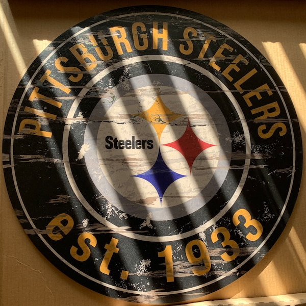 NFL Pittsburgh Steelers Round Distressed Established Wood Sign 24 in ...