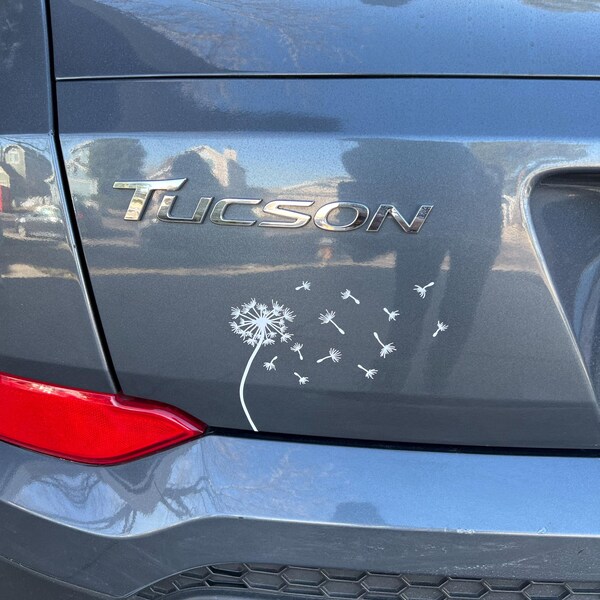 Dandelion With Flying Seeds Vinyl Decal | Blowing Dandelion Decal ...