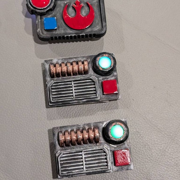 New Star Wars the Empire ID V2 Communication Badge / Comlink Greeblie ...