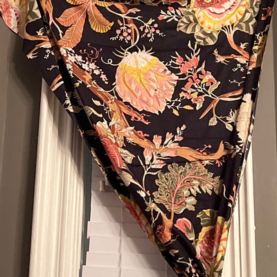 Black Vintage Style Floral Cottage Curtains, Bold Botanical Curtains ...