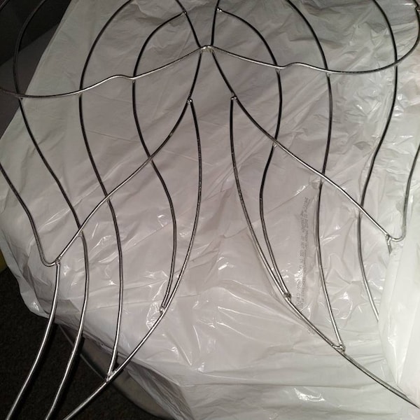 Angel Wings Wire Wreath Form - Etsy