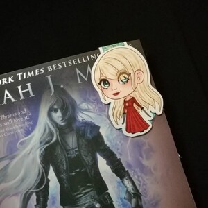 Celaena Throne of Glass Series Magnetic Bookmark - Etsy
