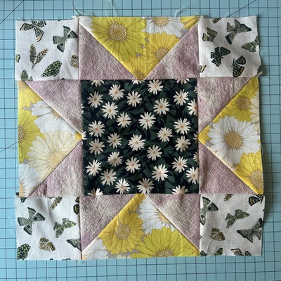 Antique Tile Quilt Block Pattern // Learn to Quilt // Quilting for ...