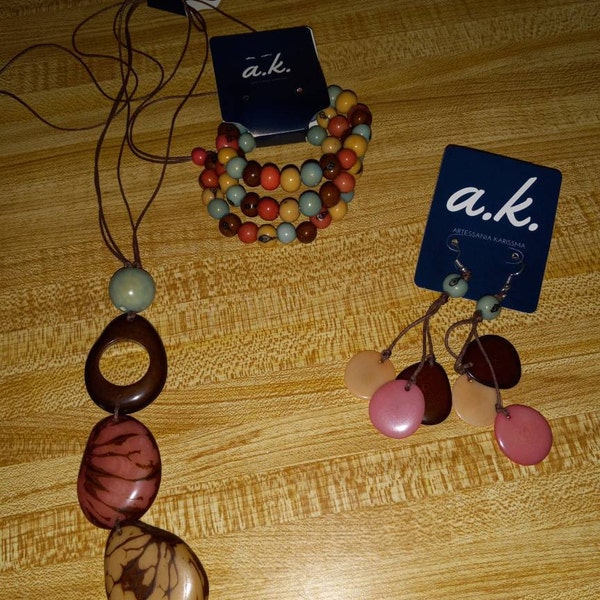 Burgundy Tagua Nut Earrings TAG290, Organic Vegetable Ivory Earrings in ...