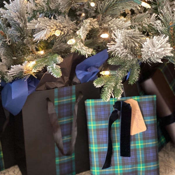 Tartan Plaid Christmas Wrapping Paper Classic Tartan Gift Wrapping ...