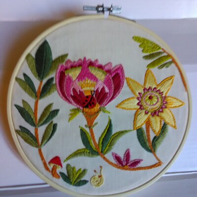 Full Flower Embroidery Kit With Embroidery Hoop Hand - Etsy