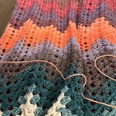 Sundance Throw Blanket Crochet Pattern, Granny Ripple Stitch Blanket ...