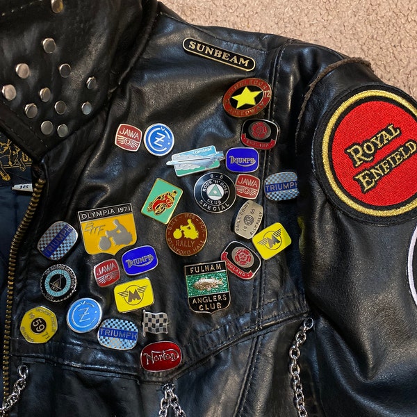 MST3K Rowsdower Action Comics T-shirt - Etsy