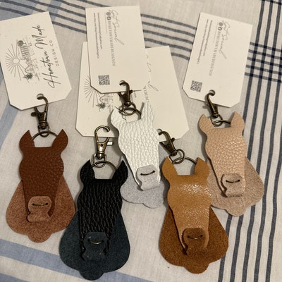 Highland Cow Keychain, Cow Keychain, Farm Keychain. Ranch Keychain ...